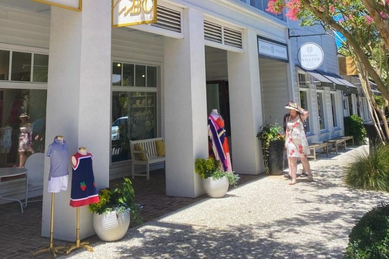 Sidewalk Saturday at Freshfields | Kiawah Island - Winter 2023